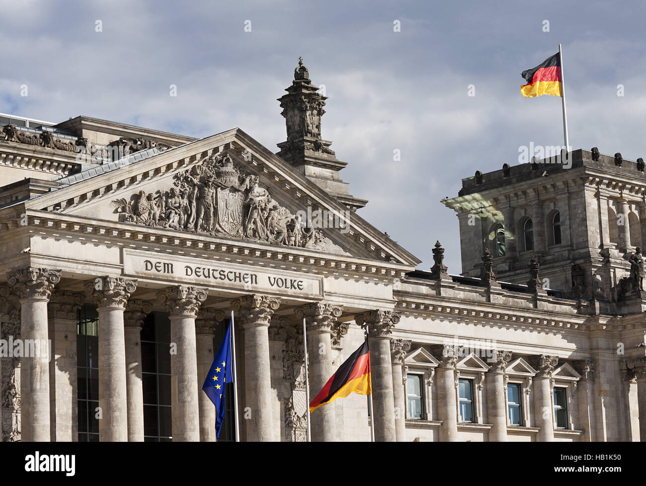 Nazi flaggen hi-res stock photography and images - Alamy