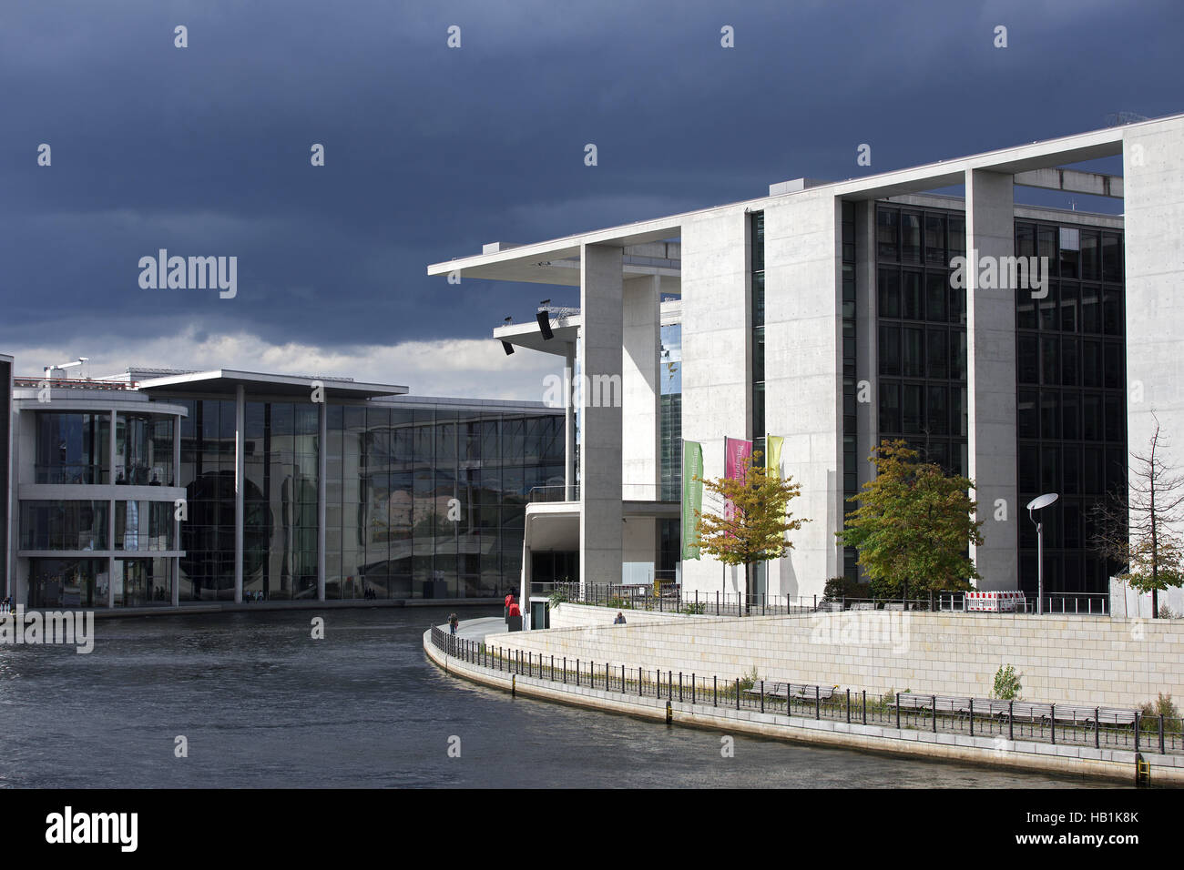 Spreebogen spree steamer spree tour hi-res stock photography and images ...