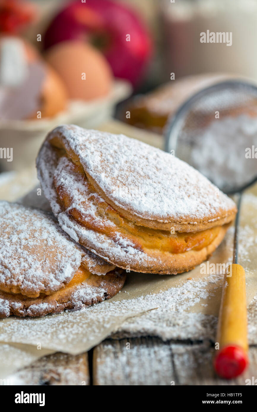 Close pie hi-res stock photography and images - Alamy