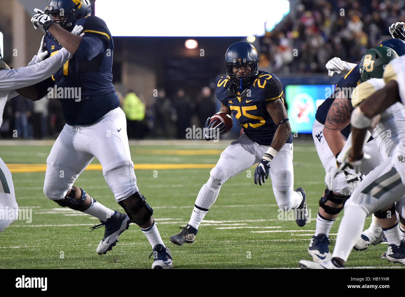 Morgantown, West Virginia, USA. 3rd Dec, 2016. West Virginia ...