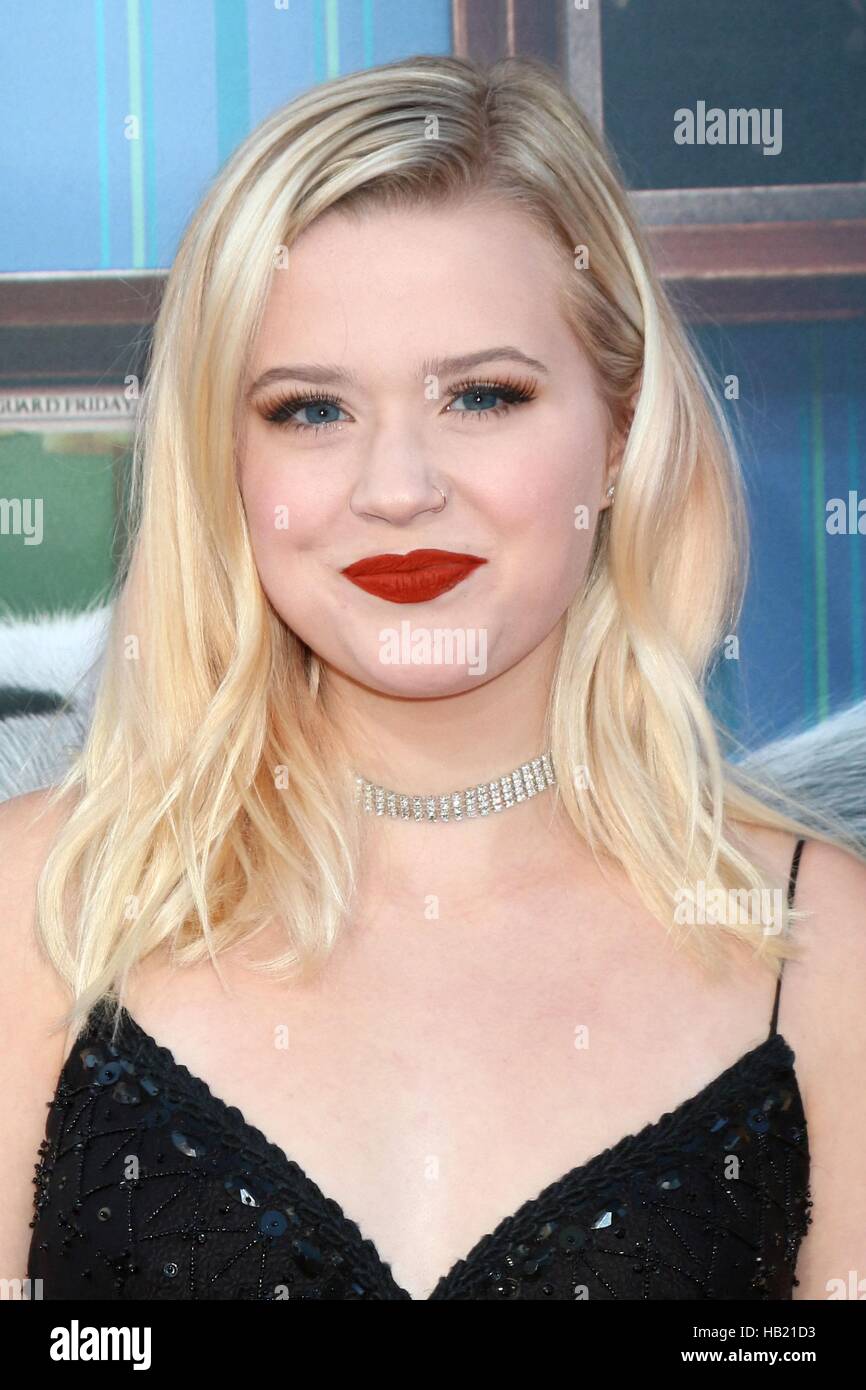 Los Angeles, CA, USA. 3rd Dec, 2016. Ava Elizabeth Phillippe at ...