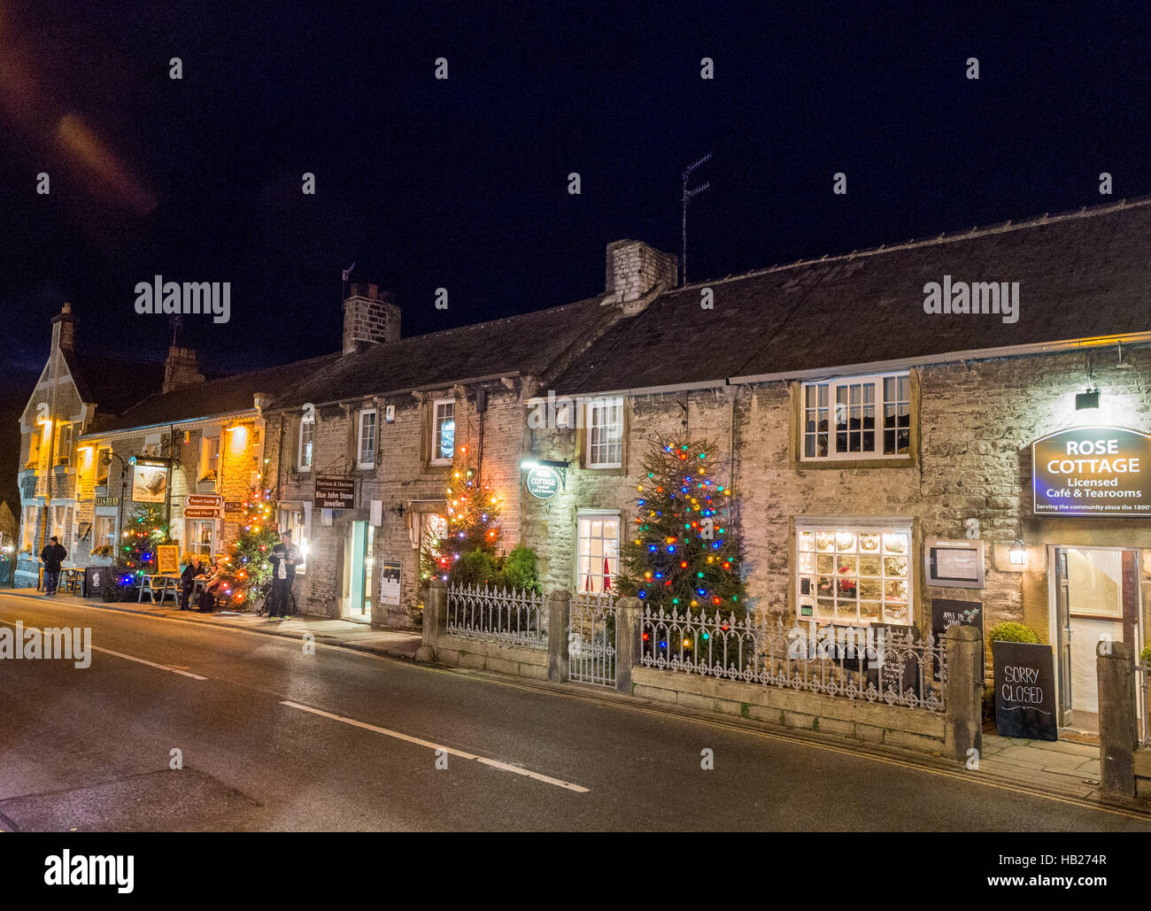 Castleton christmas lights derbyshire hi-res stock photography and ...
