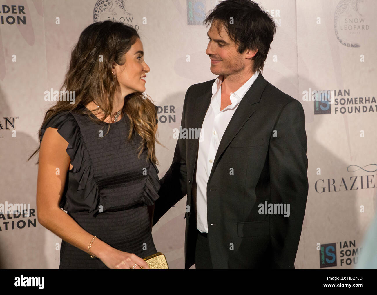 Chicago, USA. 3rd Dec, 2016. Nikki Reed and Ian Somerhalder share a ...