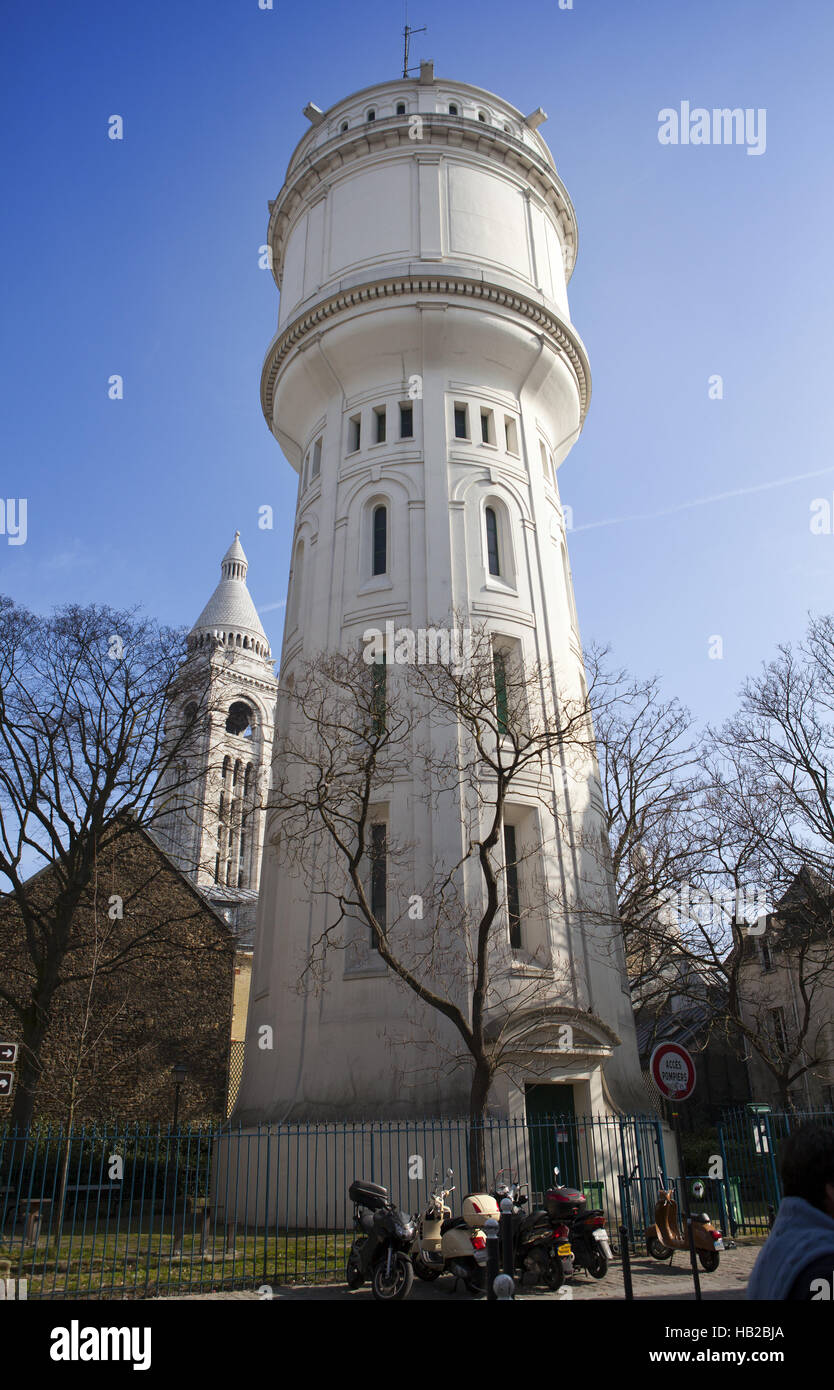 Montmartre water tower Stock Photo - Alamy
