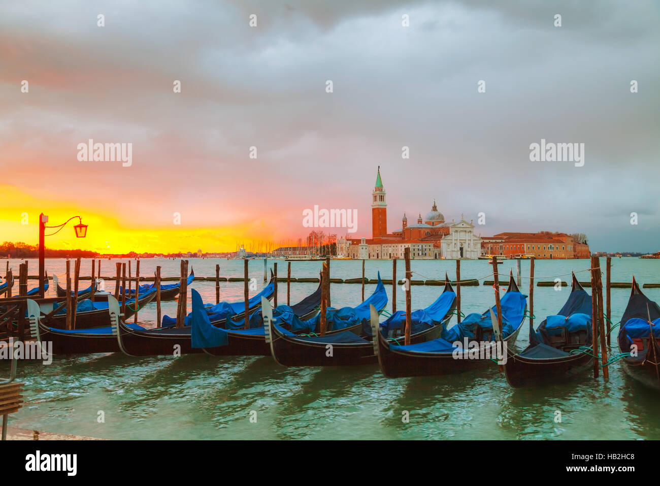 Gondolas floating in the Grand Canal Stock Photo - Alamy