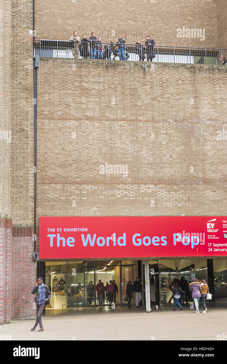 Tate museum poster hi-res stock photography and images - Alamy