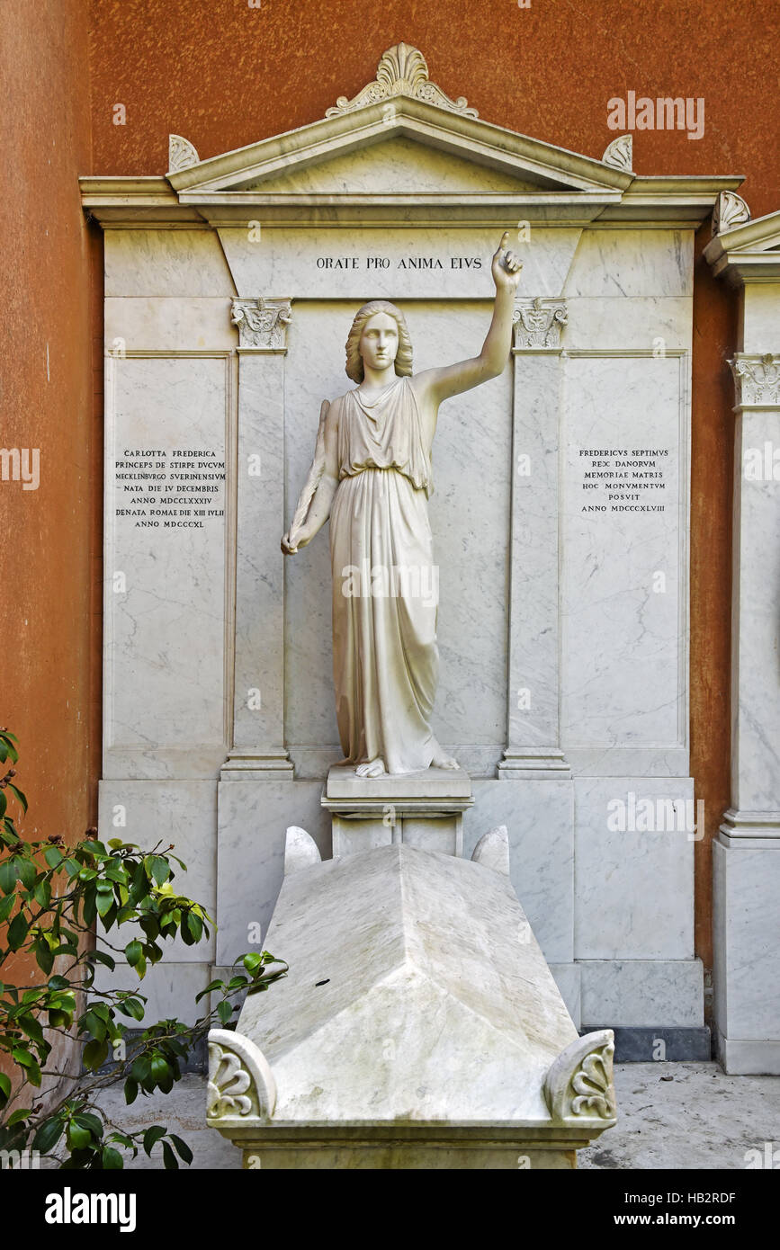 Campo santo teutonico hi-res stock photography and images - Alamy