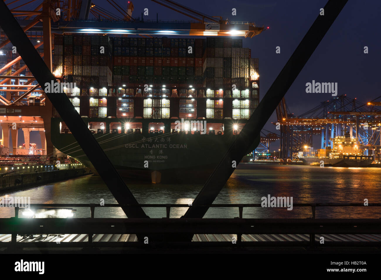 Containerterminal kai burchard hi-res stock photography and images - Alamy