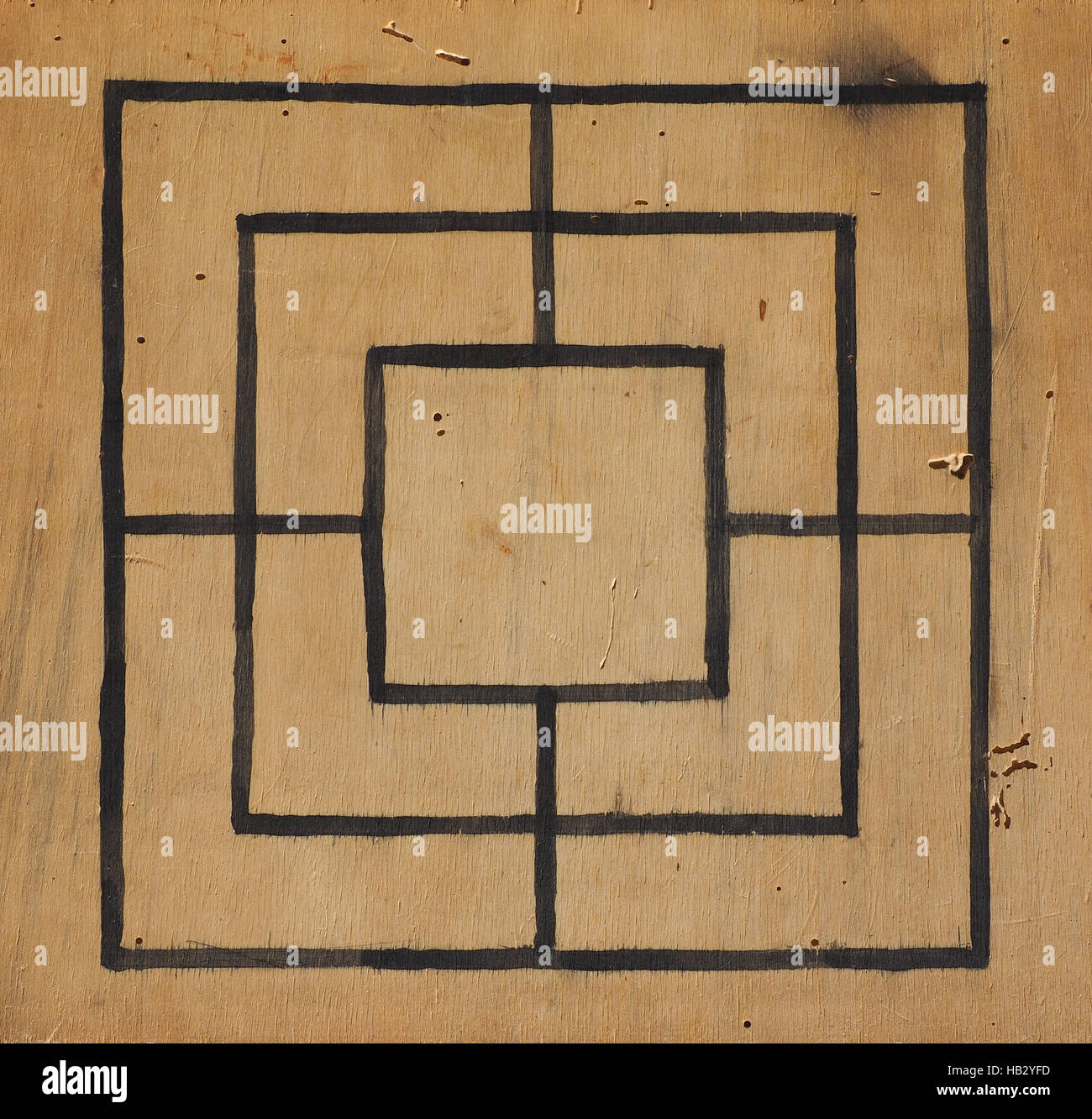 Nine men morris board Stock Photo - Alamy