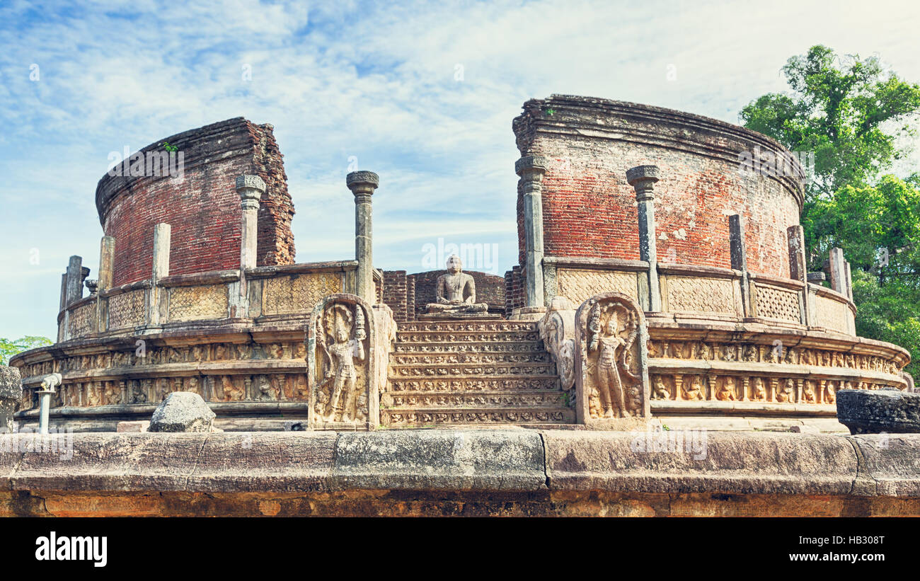 The Polonnaruwa Vatadage Stock Photo - Alamy