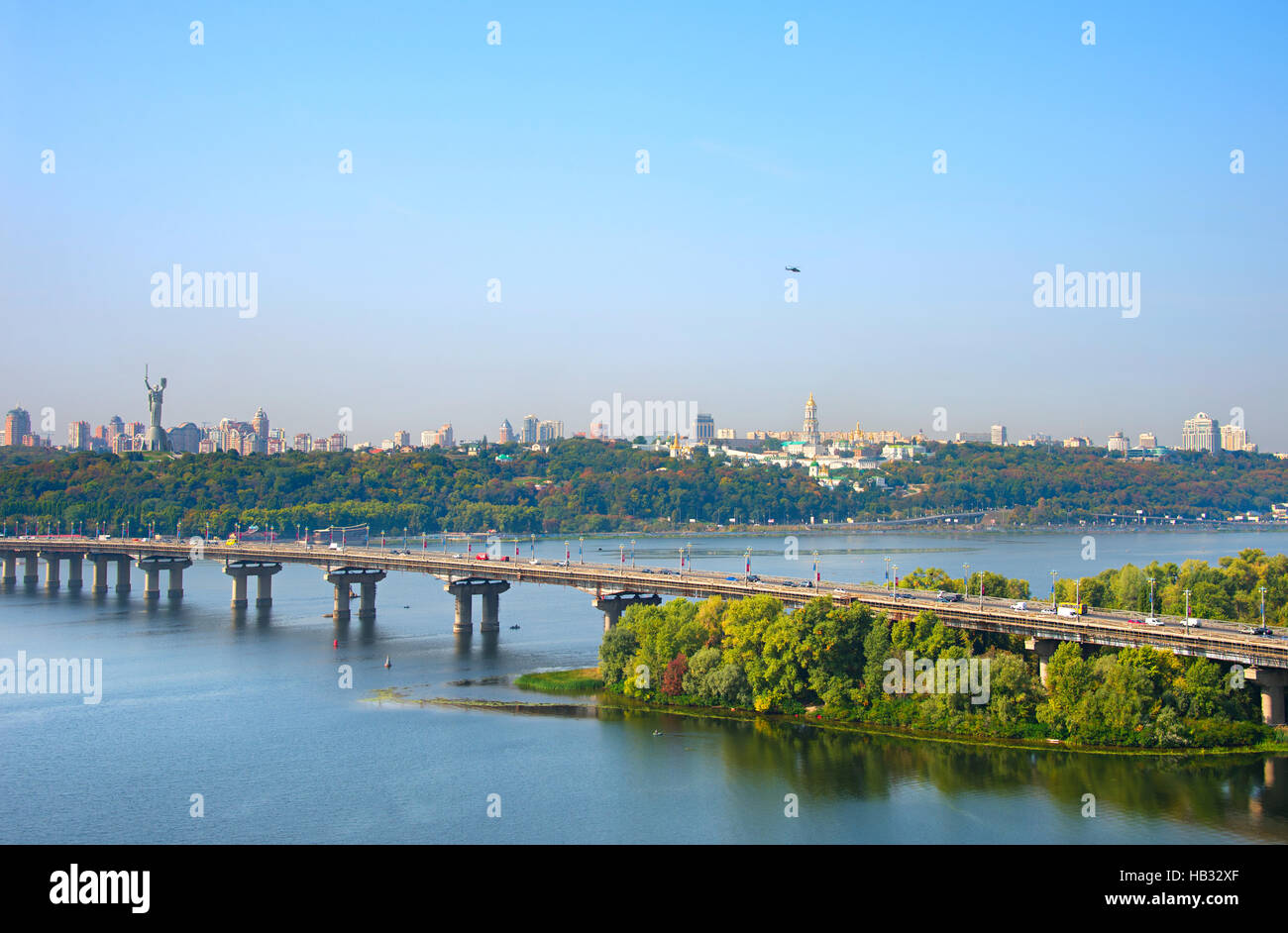 Kiev skyline hi-res stock photography and images - Alamy
