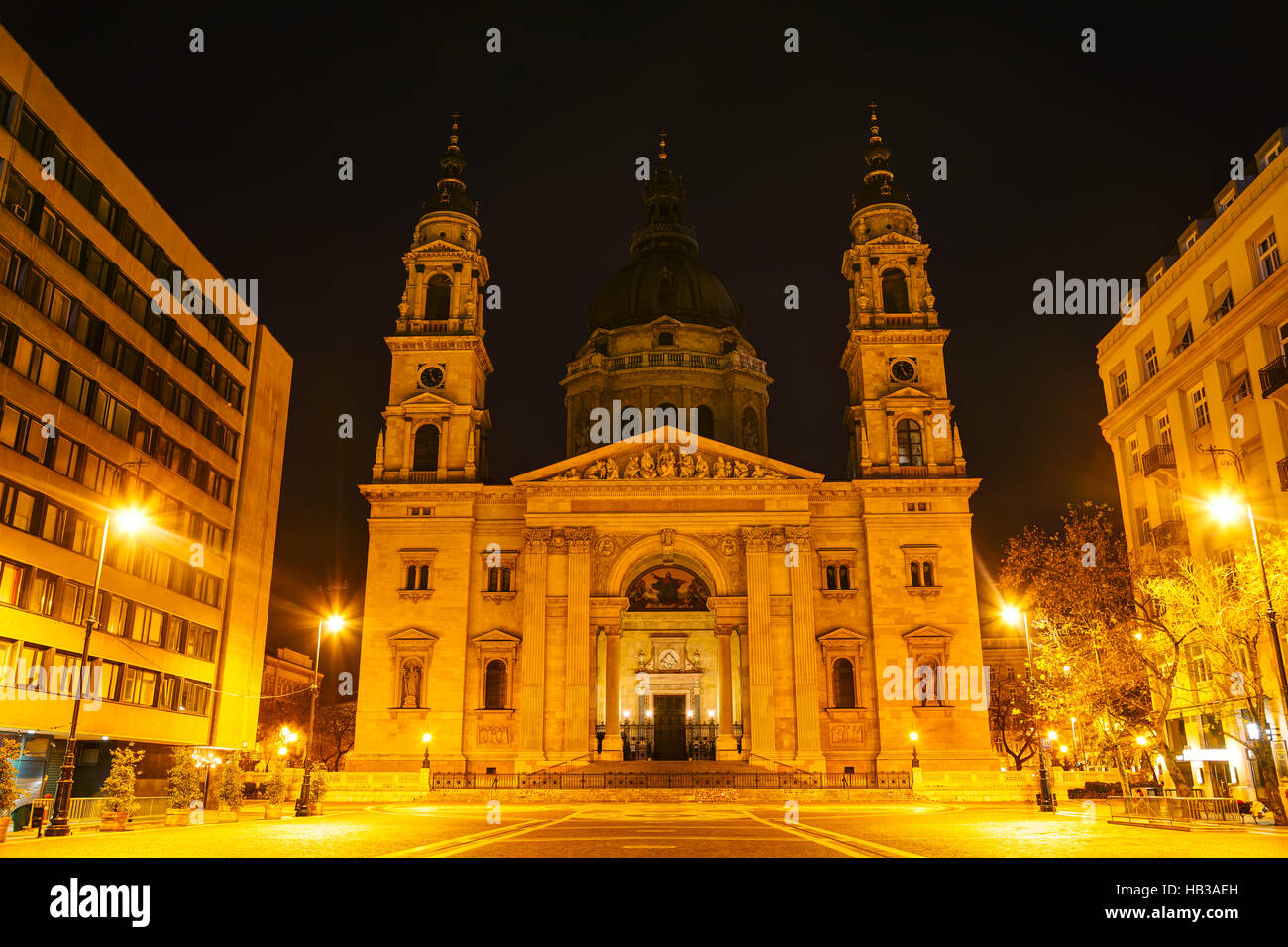 St Stephen (St Istvan) Basilica in Budapest Stock Photo - Alamy