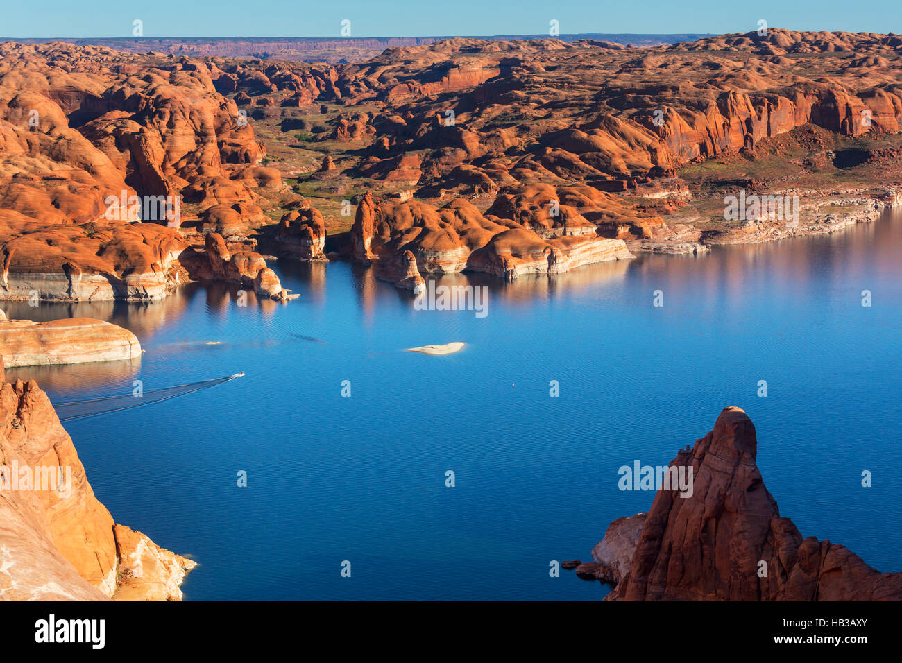 Lake pow hi-res stock photography and images - Alamy