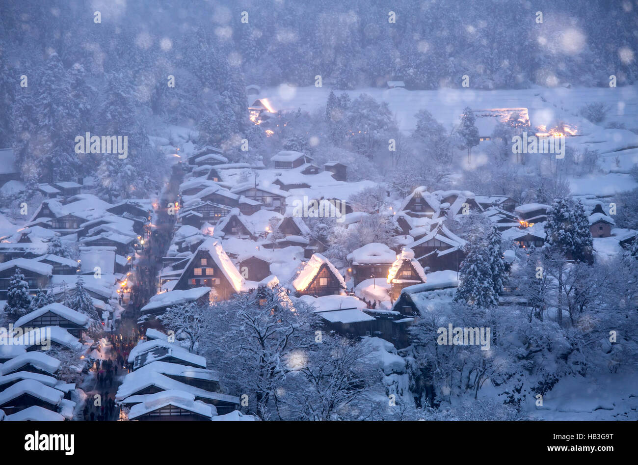 Shirakawago light-up snowfall Stock Photo - Alamy