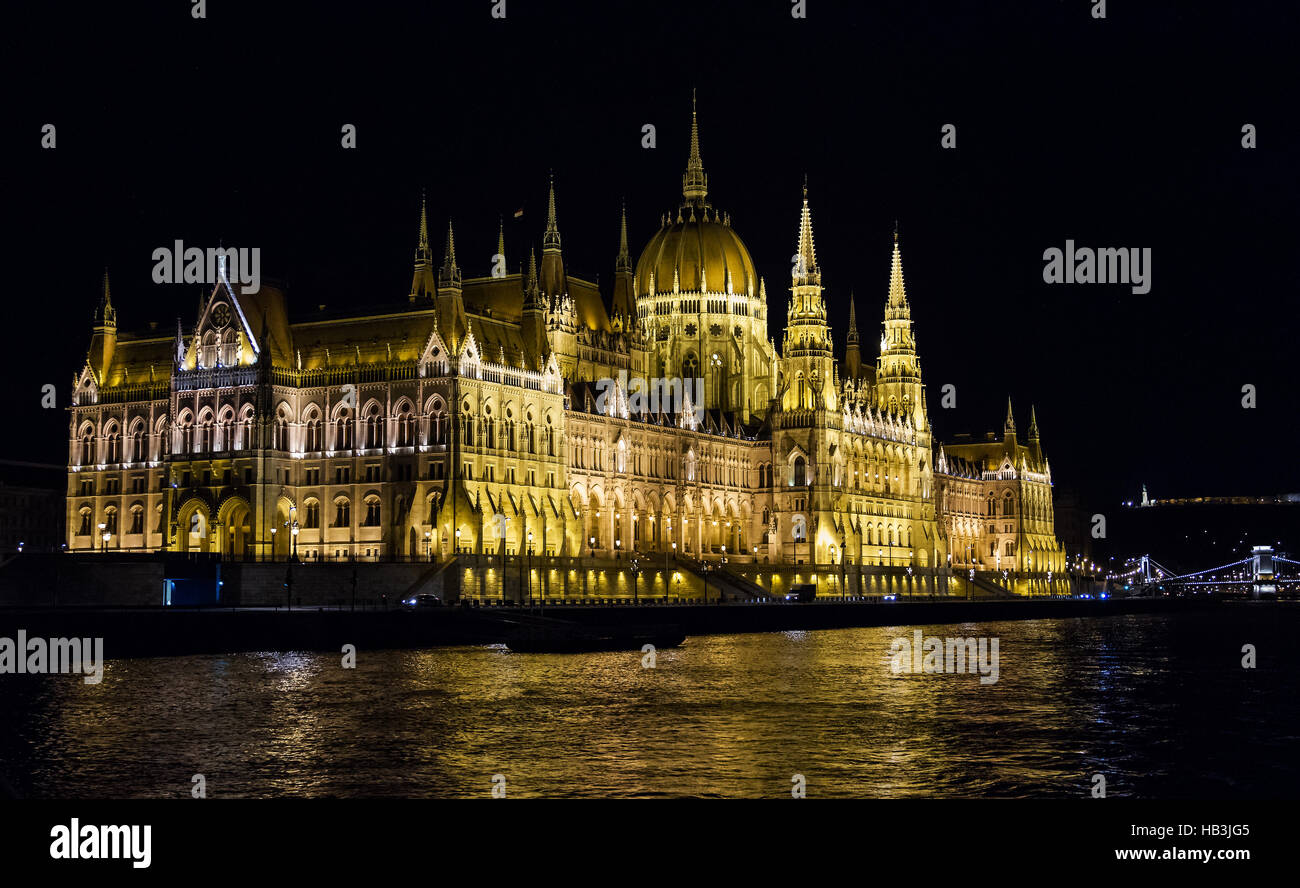 Budapest city tour hi-res stock photography and images - Alamy