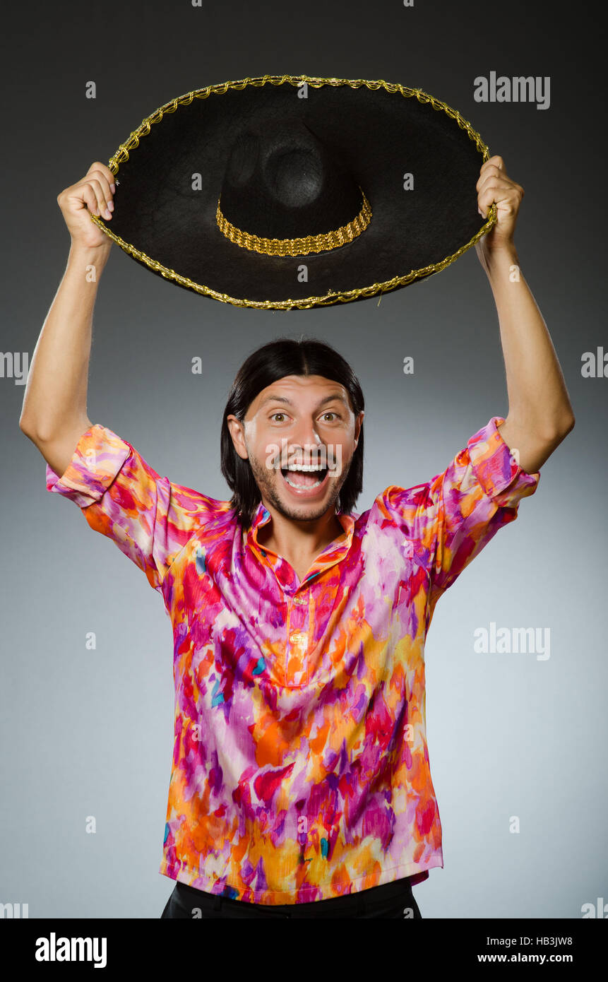 Young mexican man wearing sombrero Stock Photo - Alamy