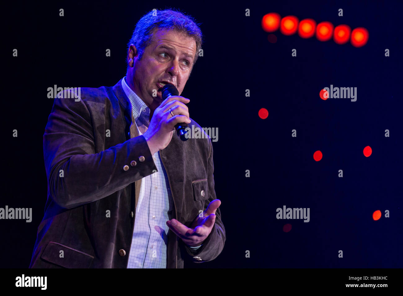 Norbert rier kastelruther spatzen hi-res stock photography and images ...