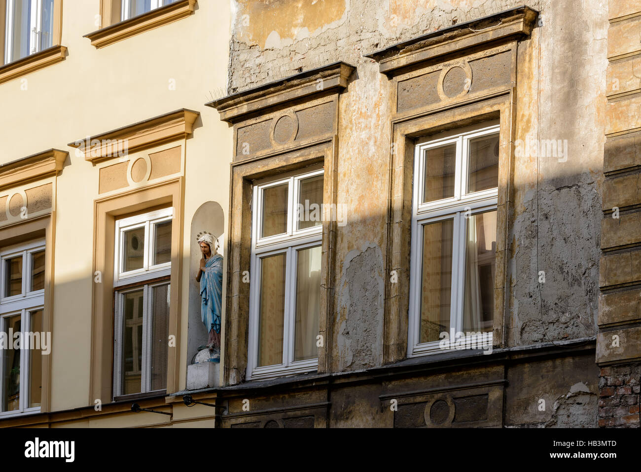 Front of a building Stock Photo - Alamy