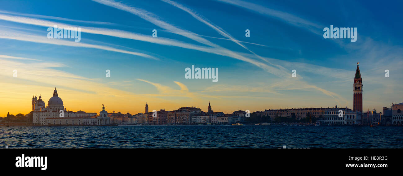 Venice sunset hi-res stock photography and images - Alamy