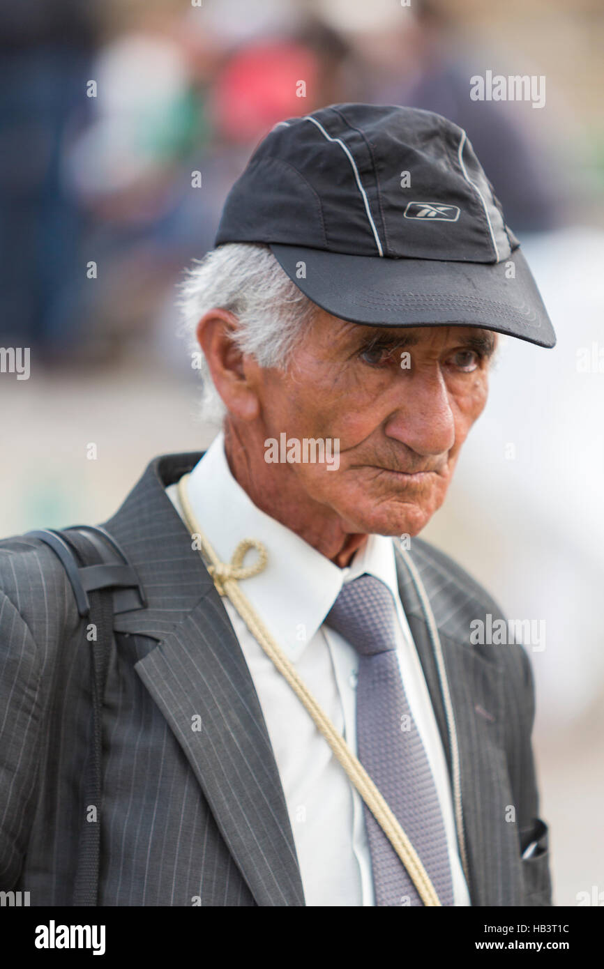 Portrait of senior Colombian man in Bogota Stock Photo - Alamy