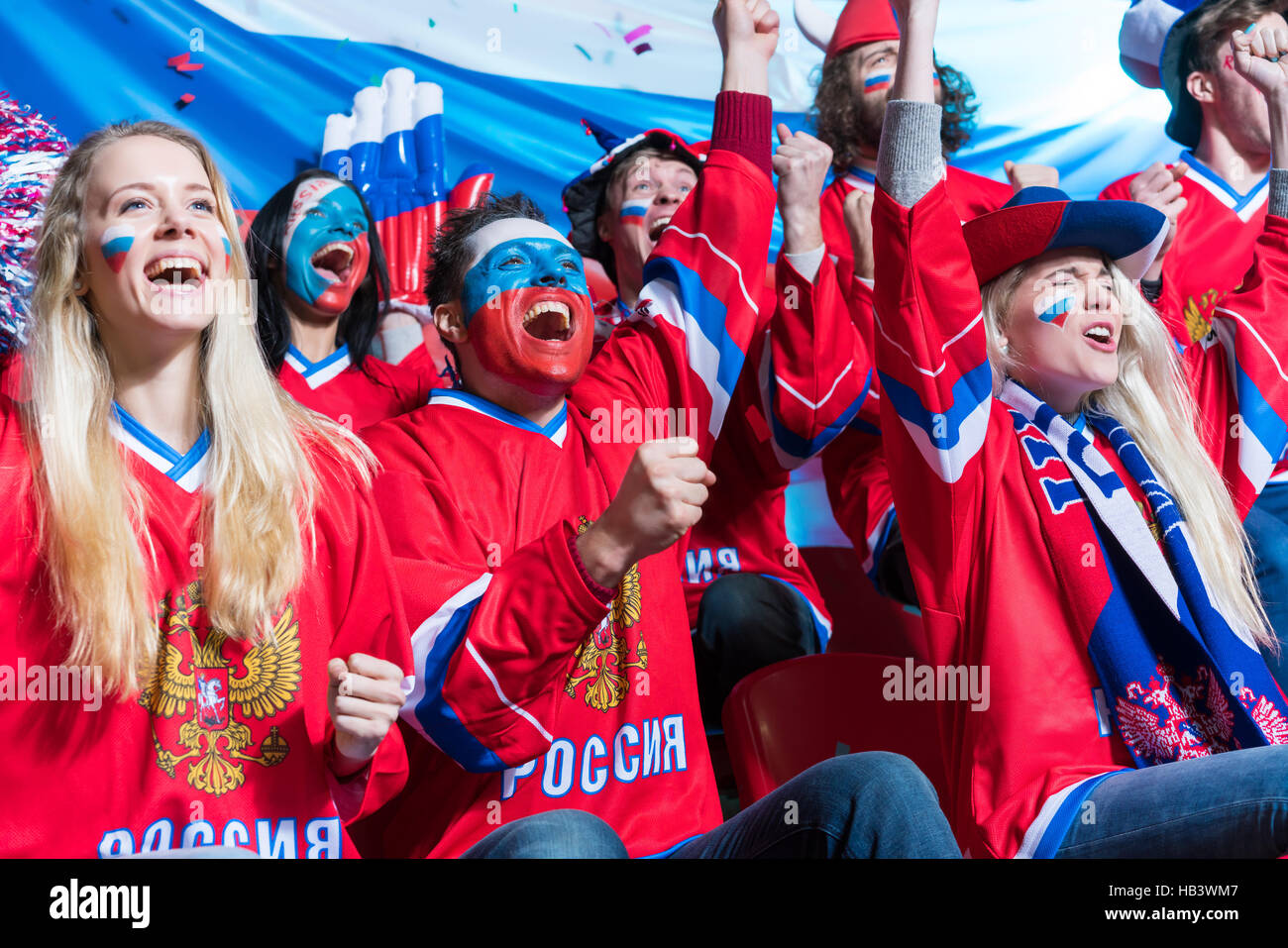 Competitive group hi-res stock photography and images - Alamy