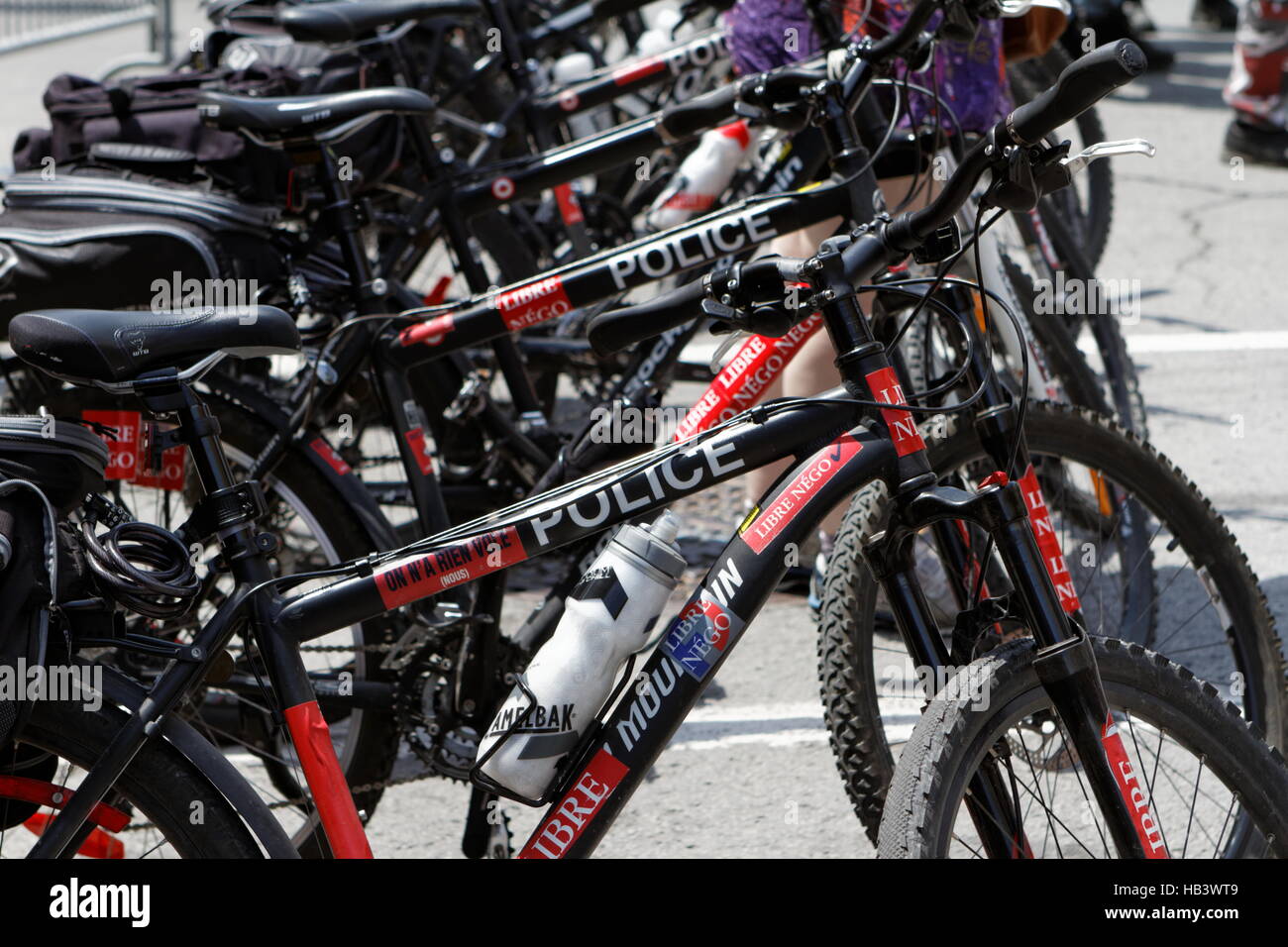 A row of police bicycles Stock Photo - Alamy