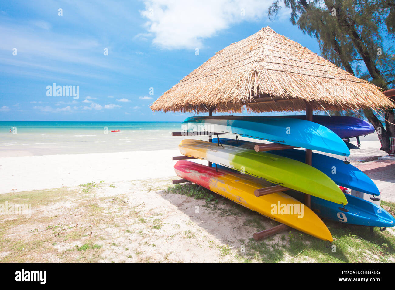 canoe shelf on the tropical beach Stock Photo - Alamy