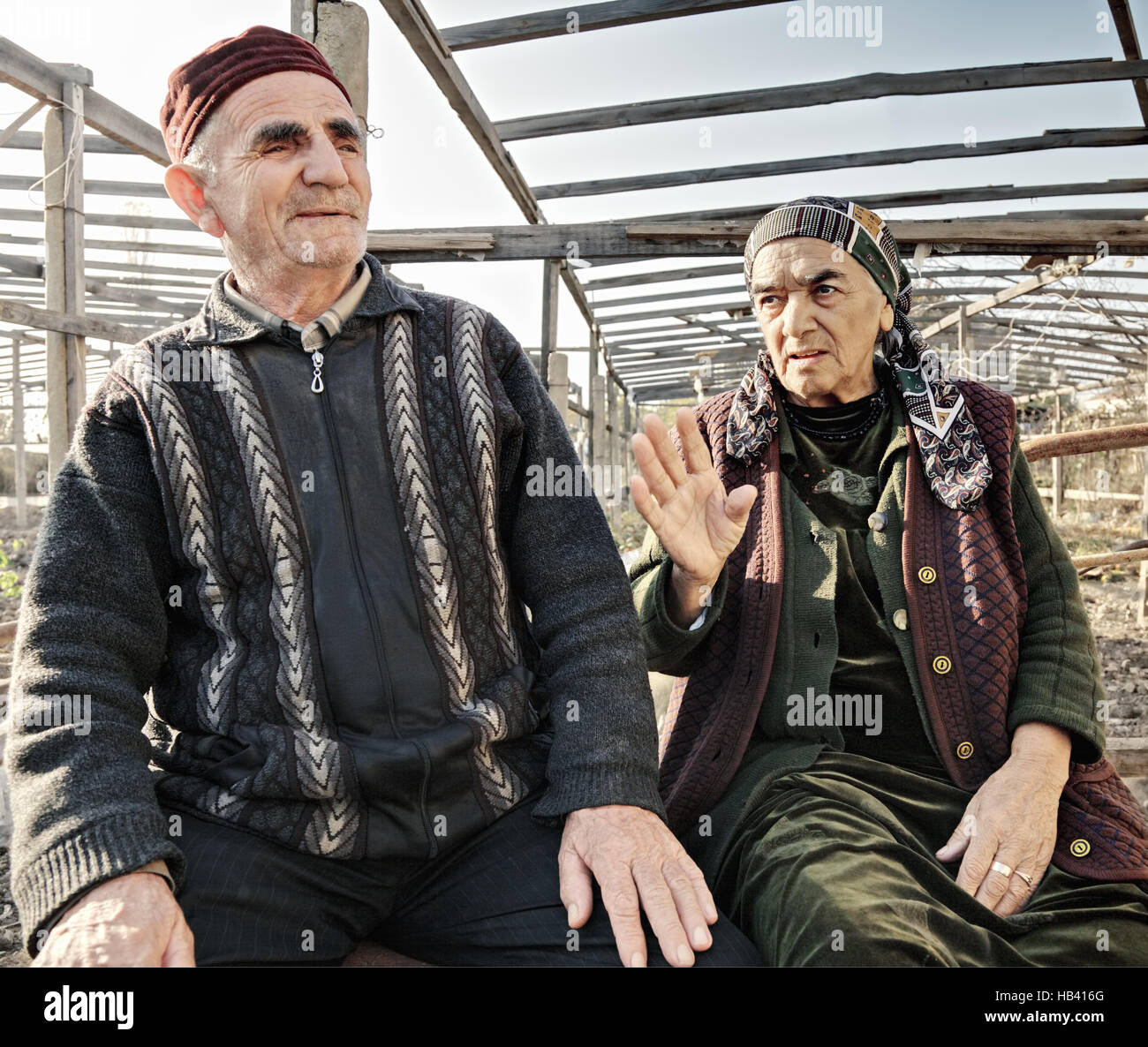 Couple old hi-res stock photography and images - Alamy