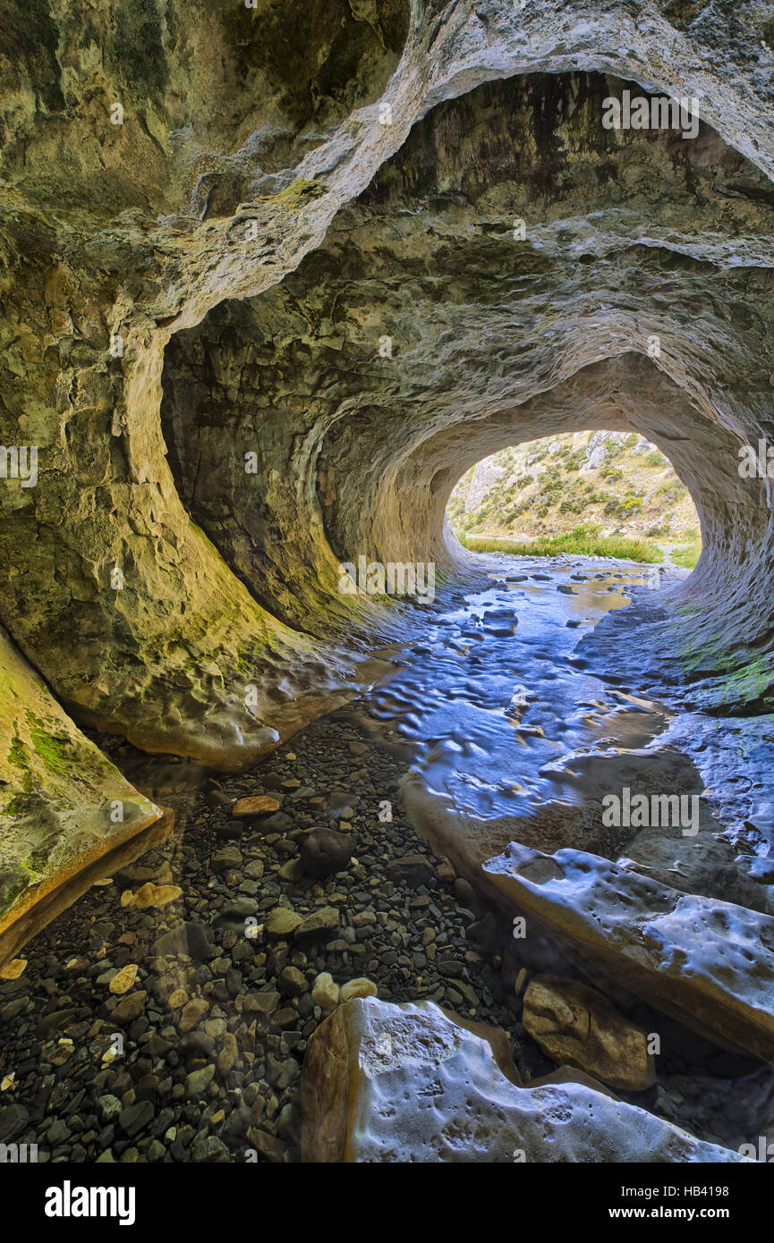 Tunnel cave hi-res stock photography and images - Alamy
