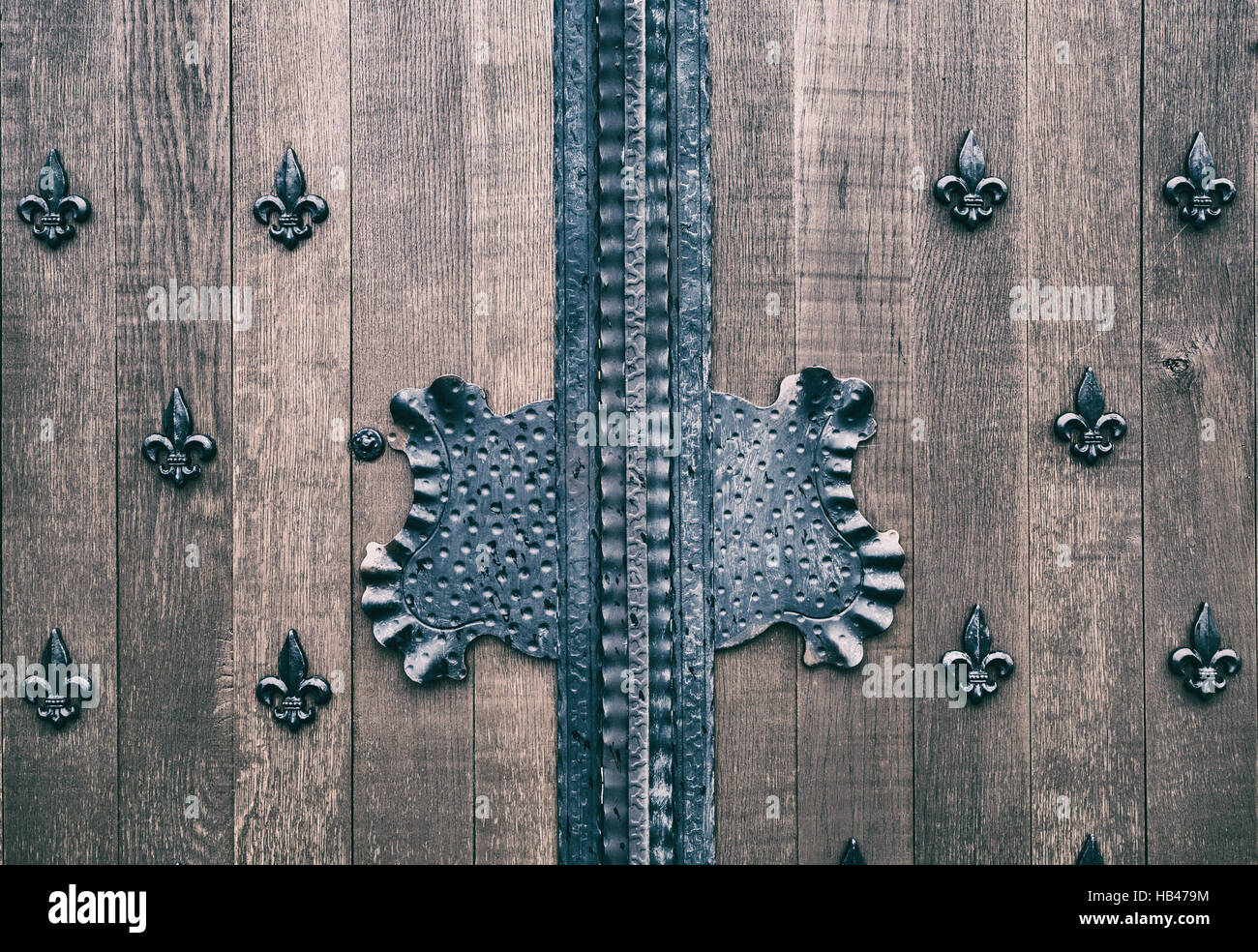 Ancient gates hi-res stock photography and images - Alamy