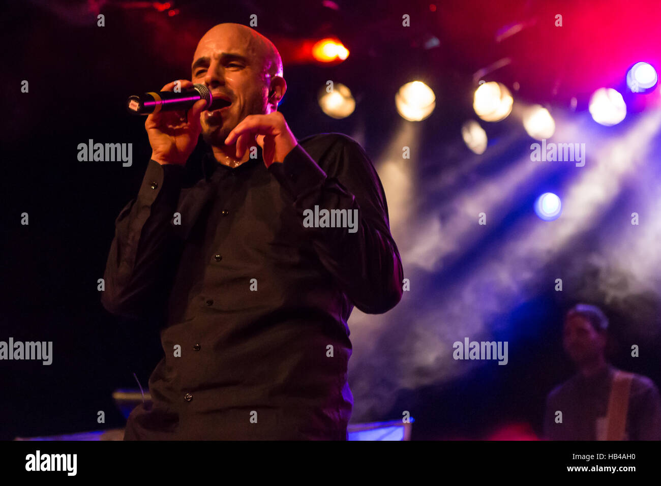 Dodo singer hi-res stock photography and images - Alamy