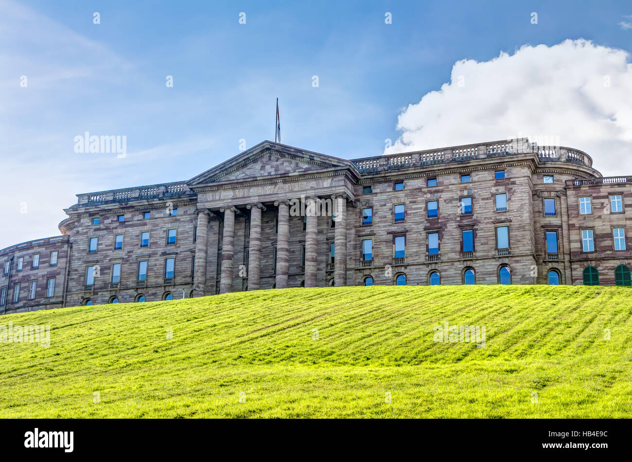 Neoclassical palace hi-res stock photography and images - Alamy