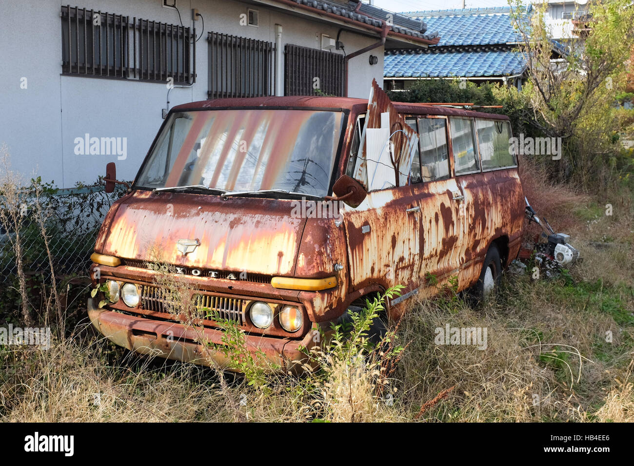 A rusty Toyoto van in Japan Stock Photo - Alamy