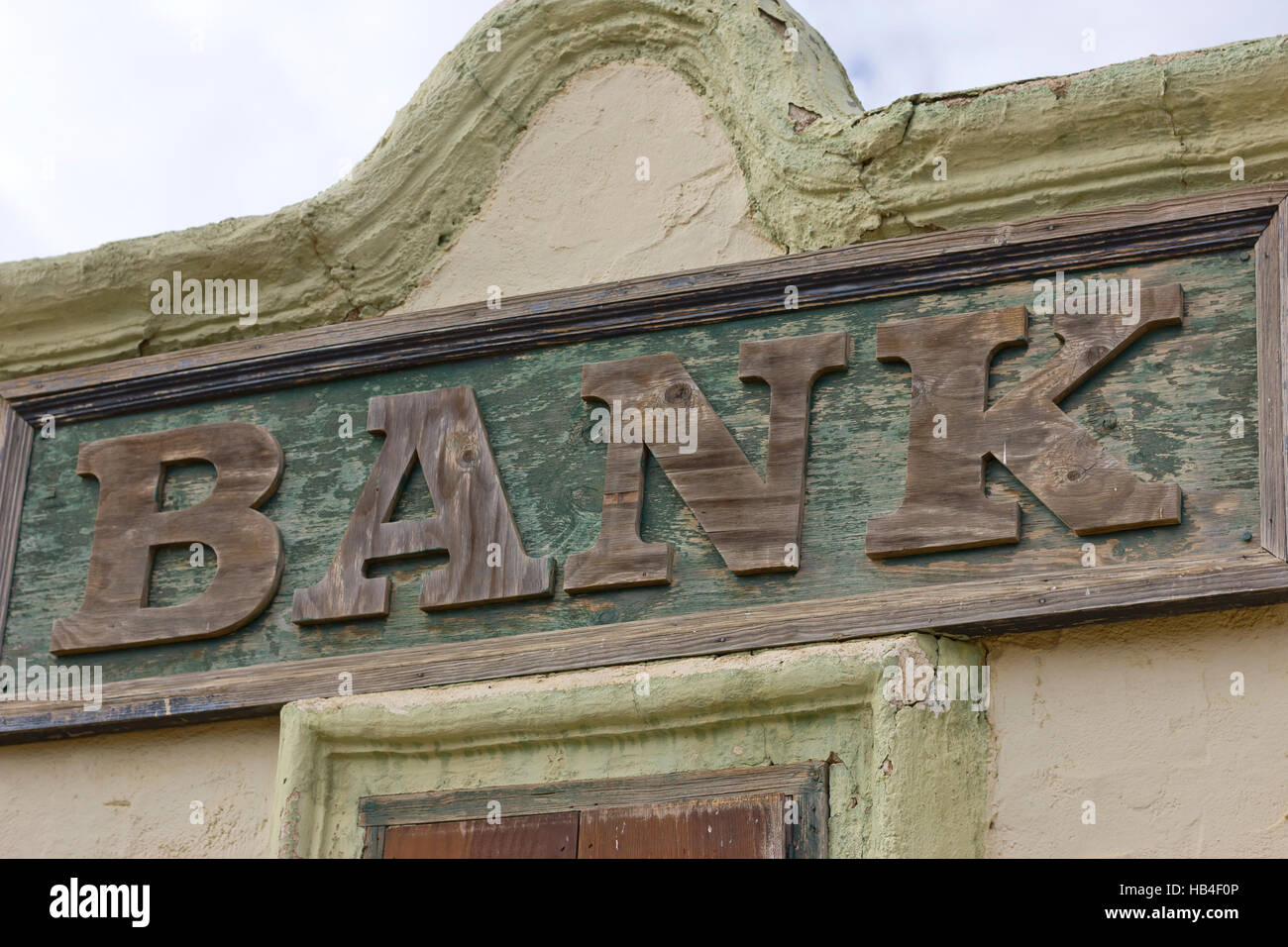 Banner bank building hi-res stock photography and images - Alamy