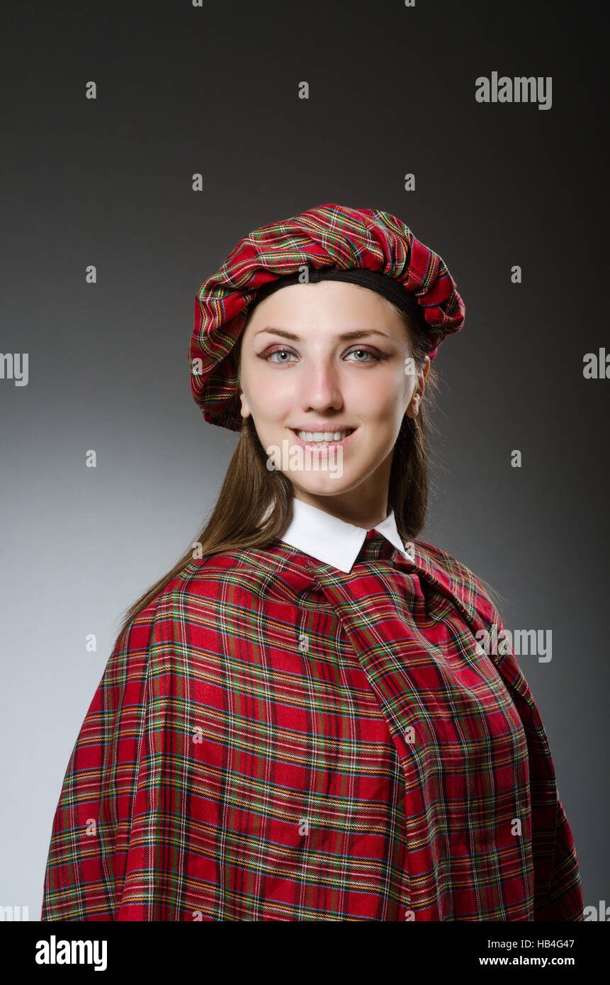 Woman wearing traditional scottish clothing Stock Photo - Alamy