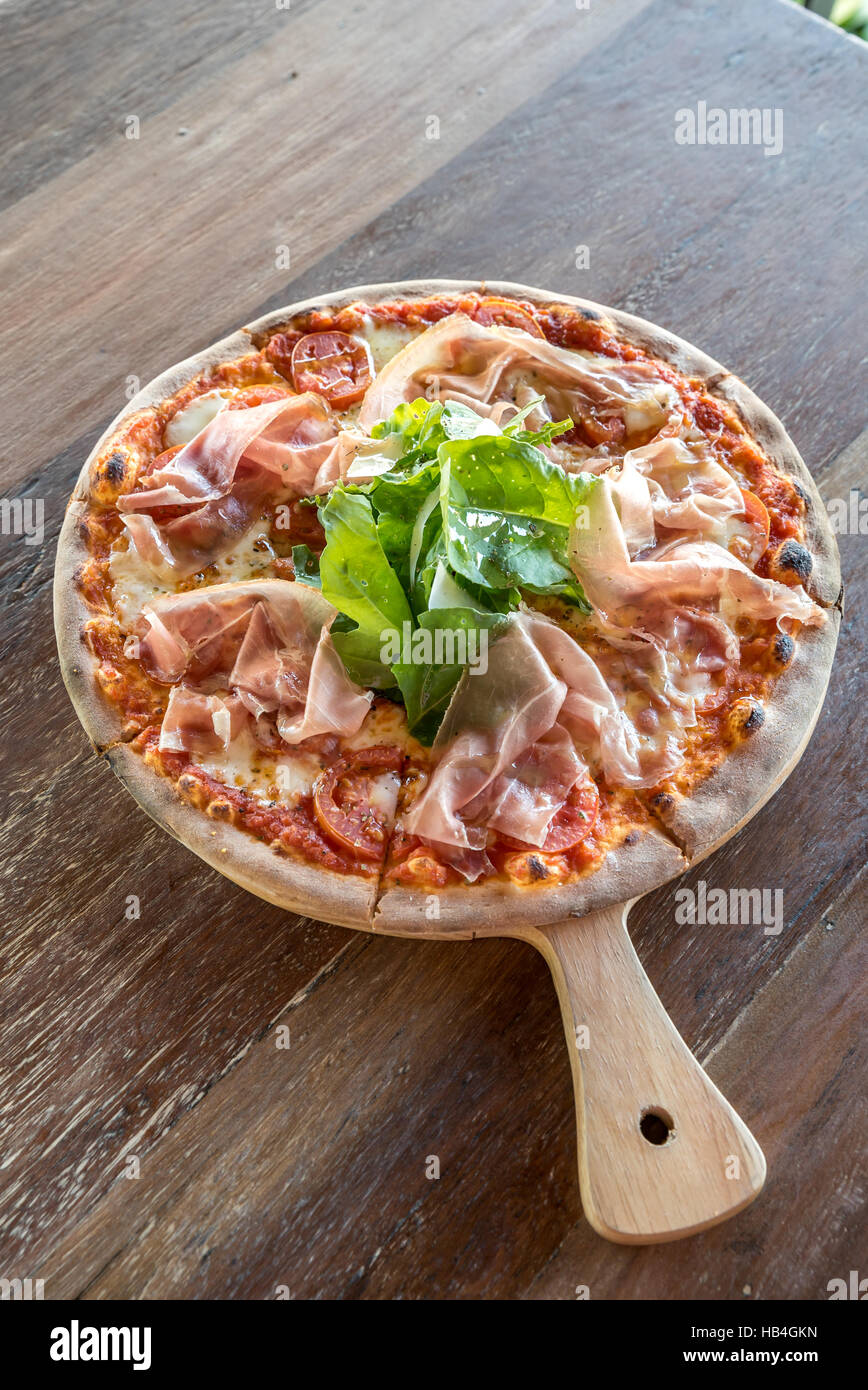 pizza parma ham Stock Photo - Alamy