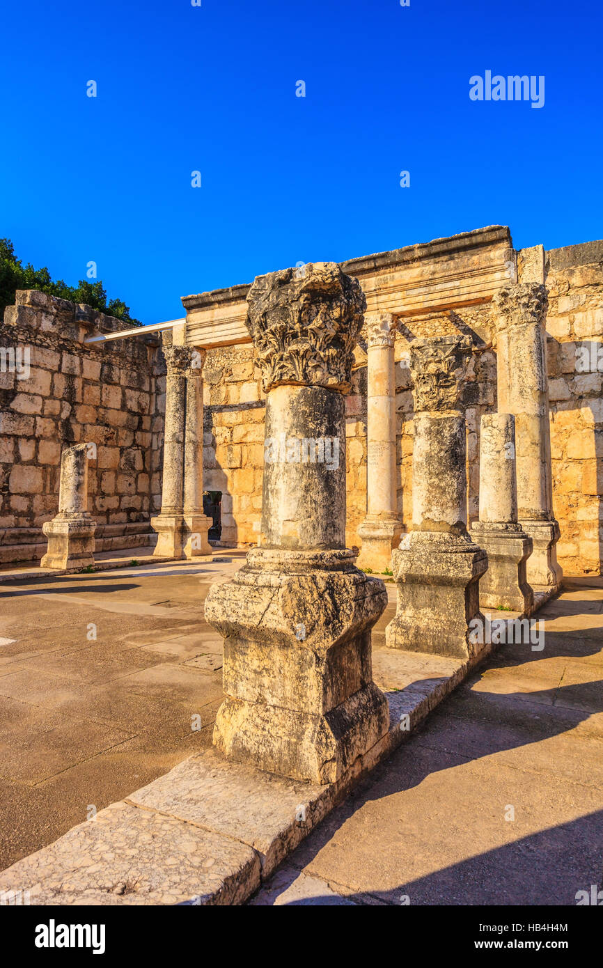 Ancient White synagogue Stock Photo - Alamy