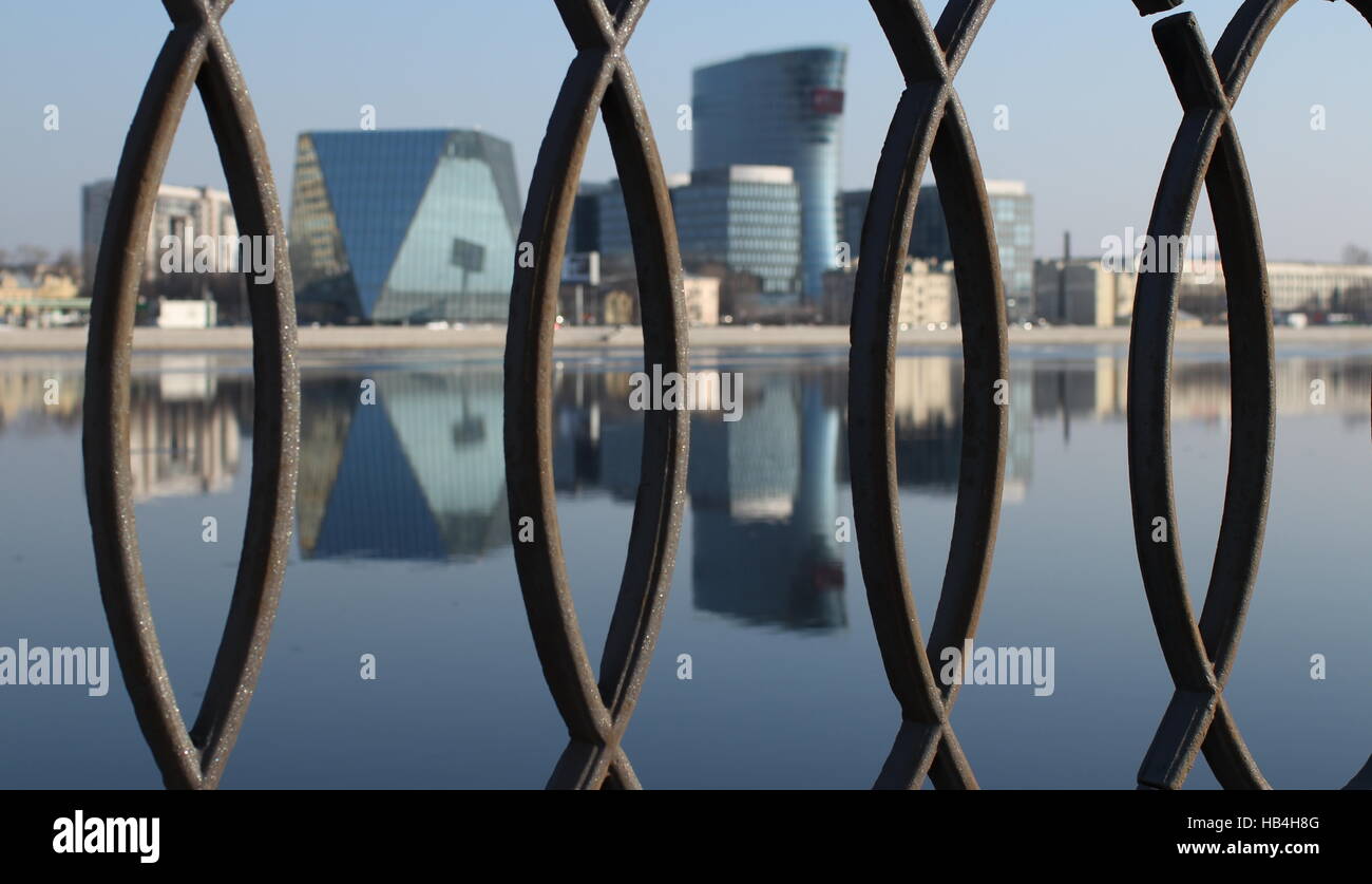 Embankment cast-iron fence Stock Photo - Alamy