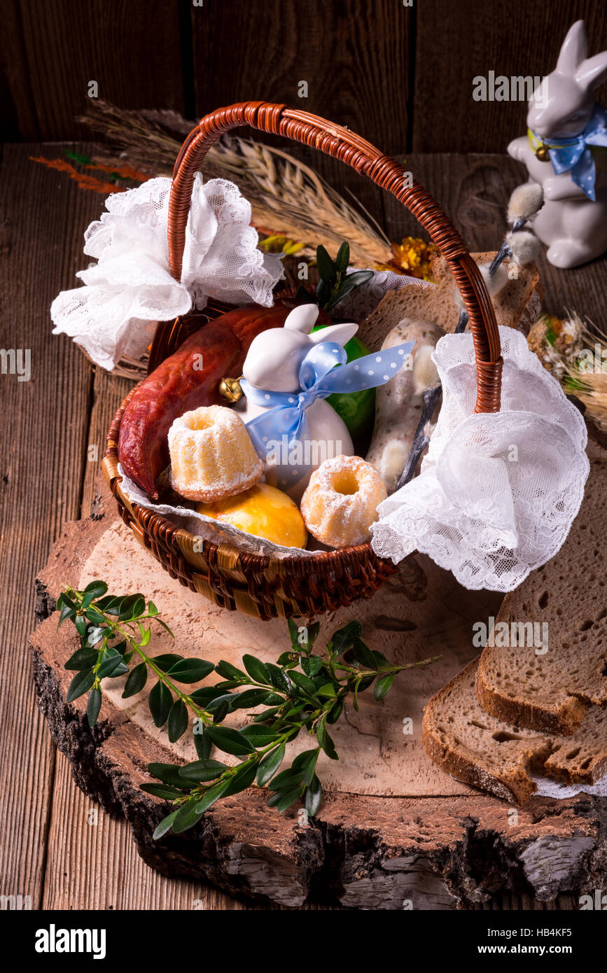 Traditional Easter basket with food Stock Photo - Alamy