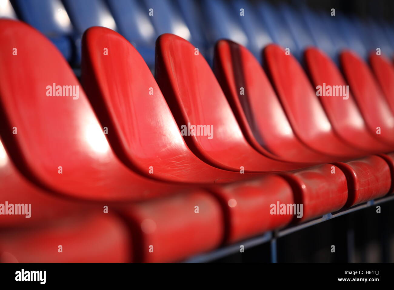 empty stadium seats Stock Photo - Alamy