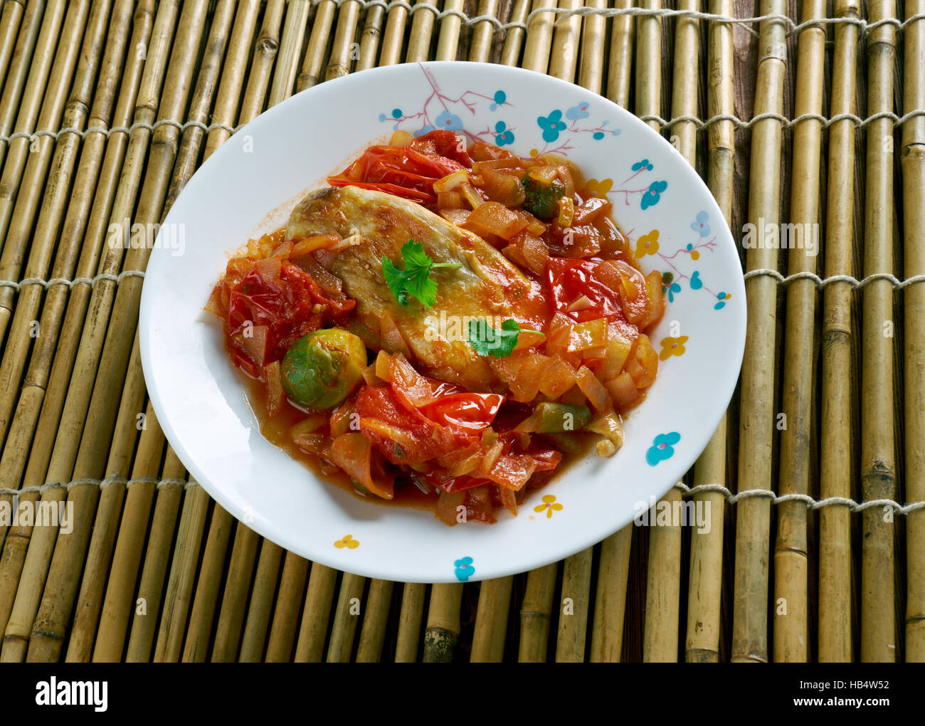Basque chicken hi-res stock photography and images - Alamy