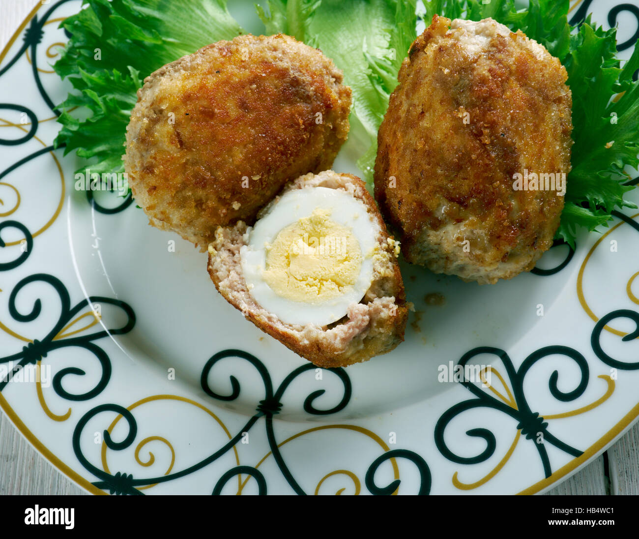 tuxum dulma Uzbek dish Stock Photo - Alamy