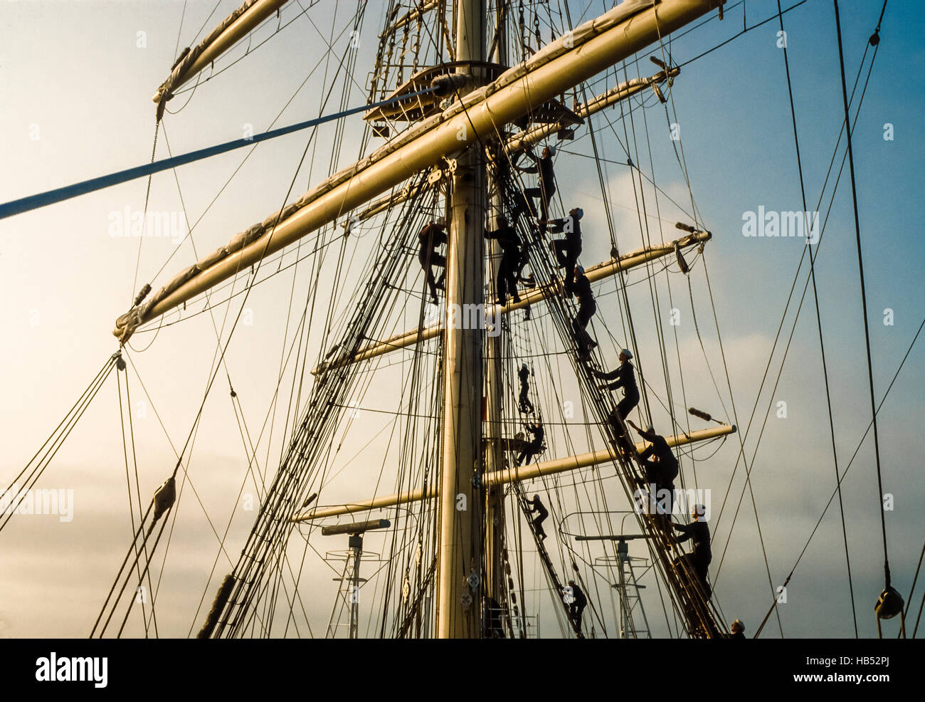 Vessel aloft hi-res stock photography and images - Alamy