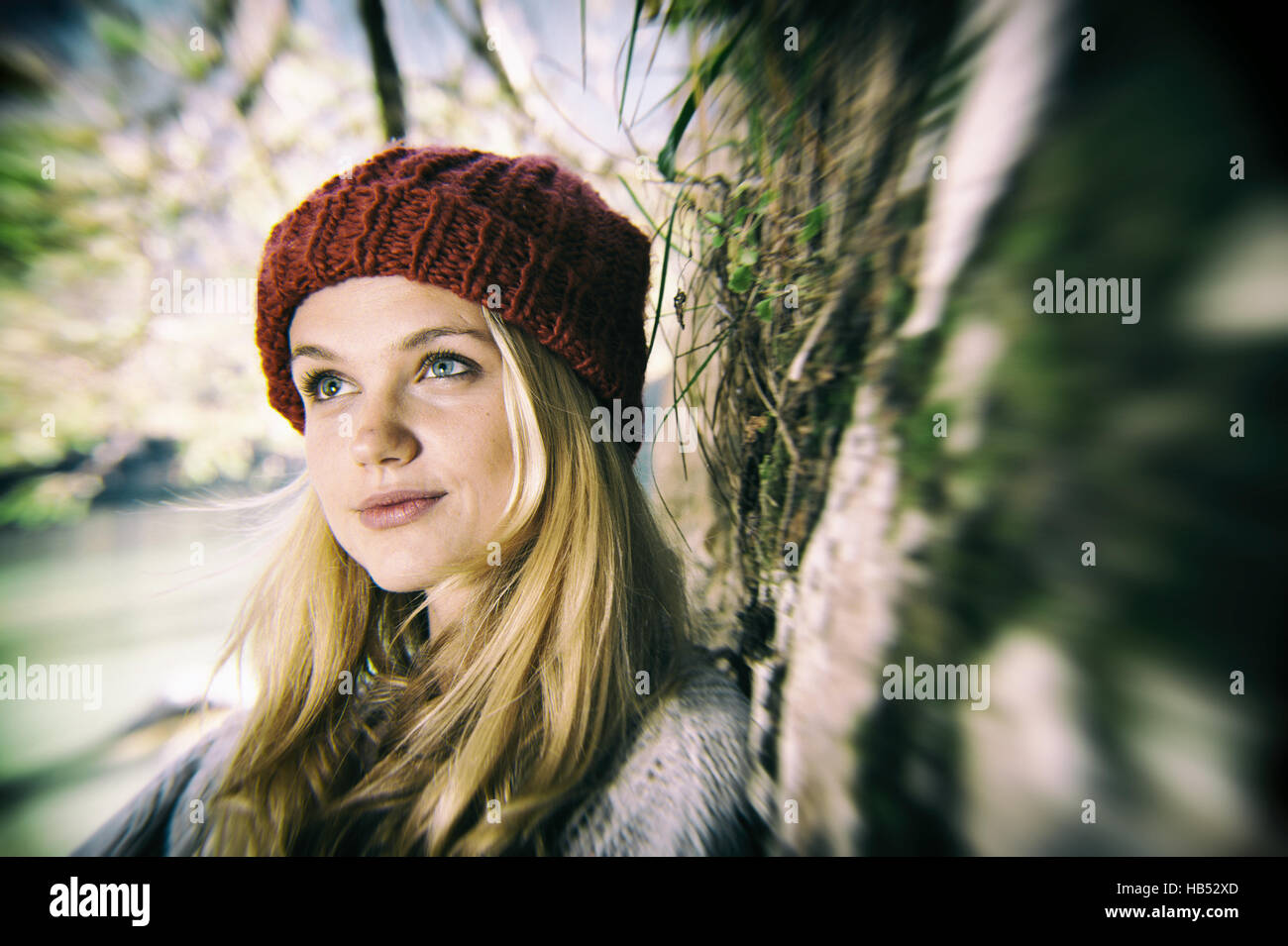 Lean leaning on hi-res stock photography and images - Alamy