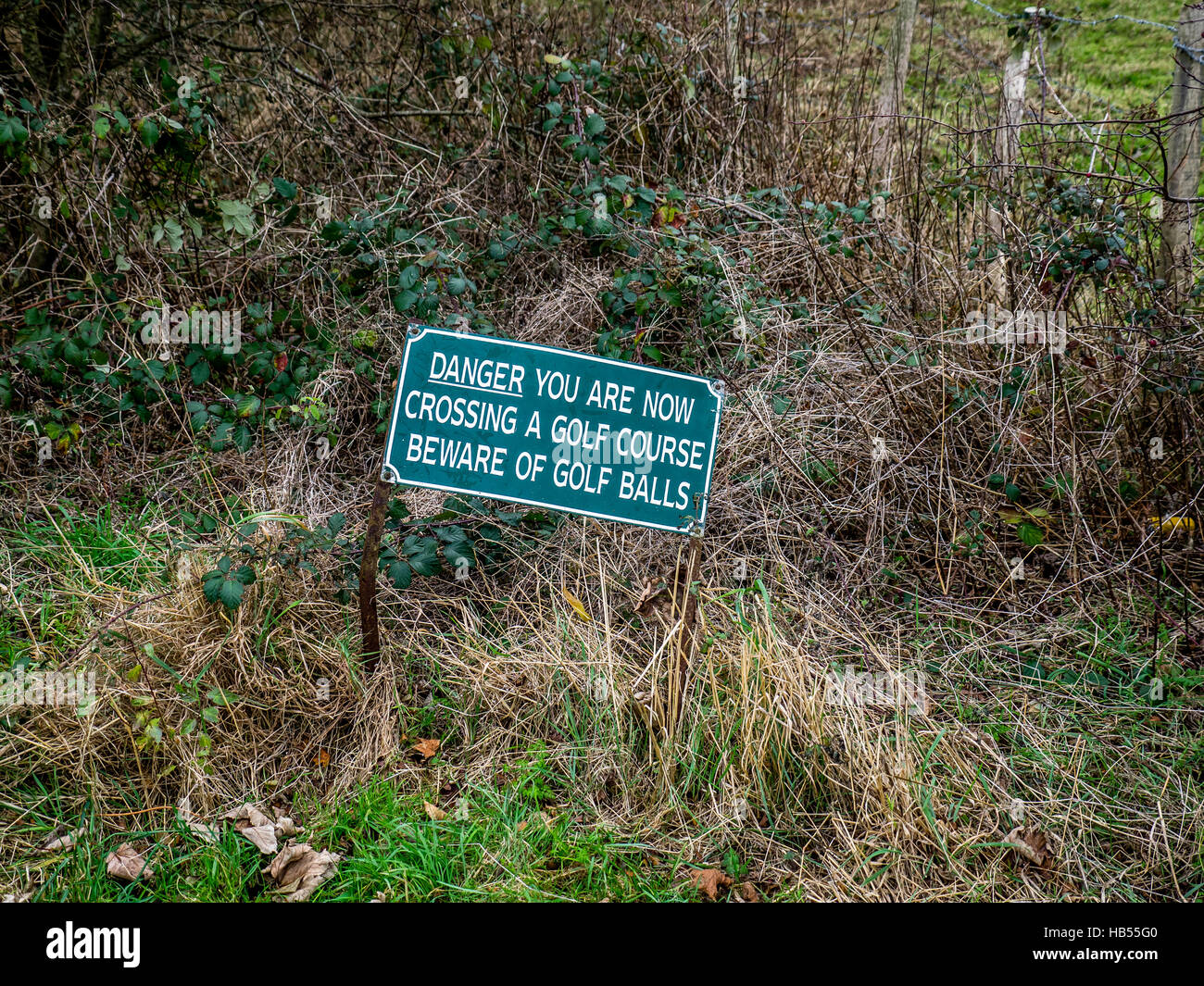 Golf course warning sign hi-res stock photography and images - Alamy