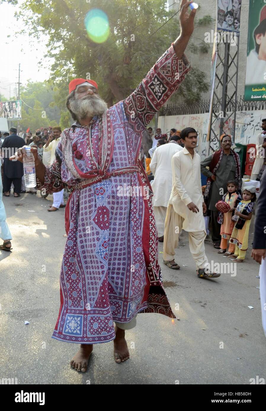 Old sindhi man hi-res stock photography and images - Alamy