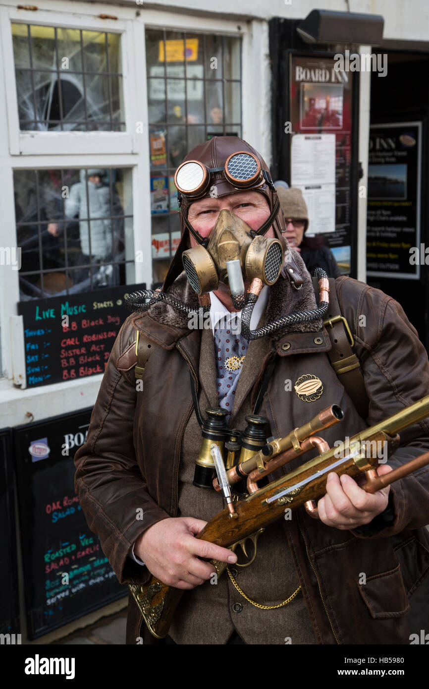 Whitby gun hi-res stock photography and images - Alamy