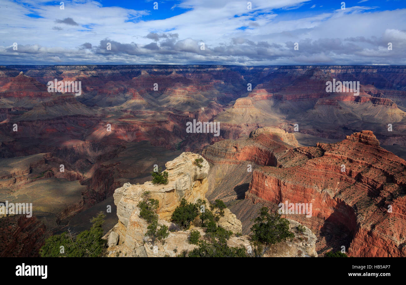Grand canyon rock layers hi-res stock photography and images - Alamy