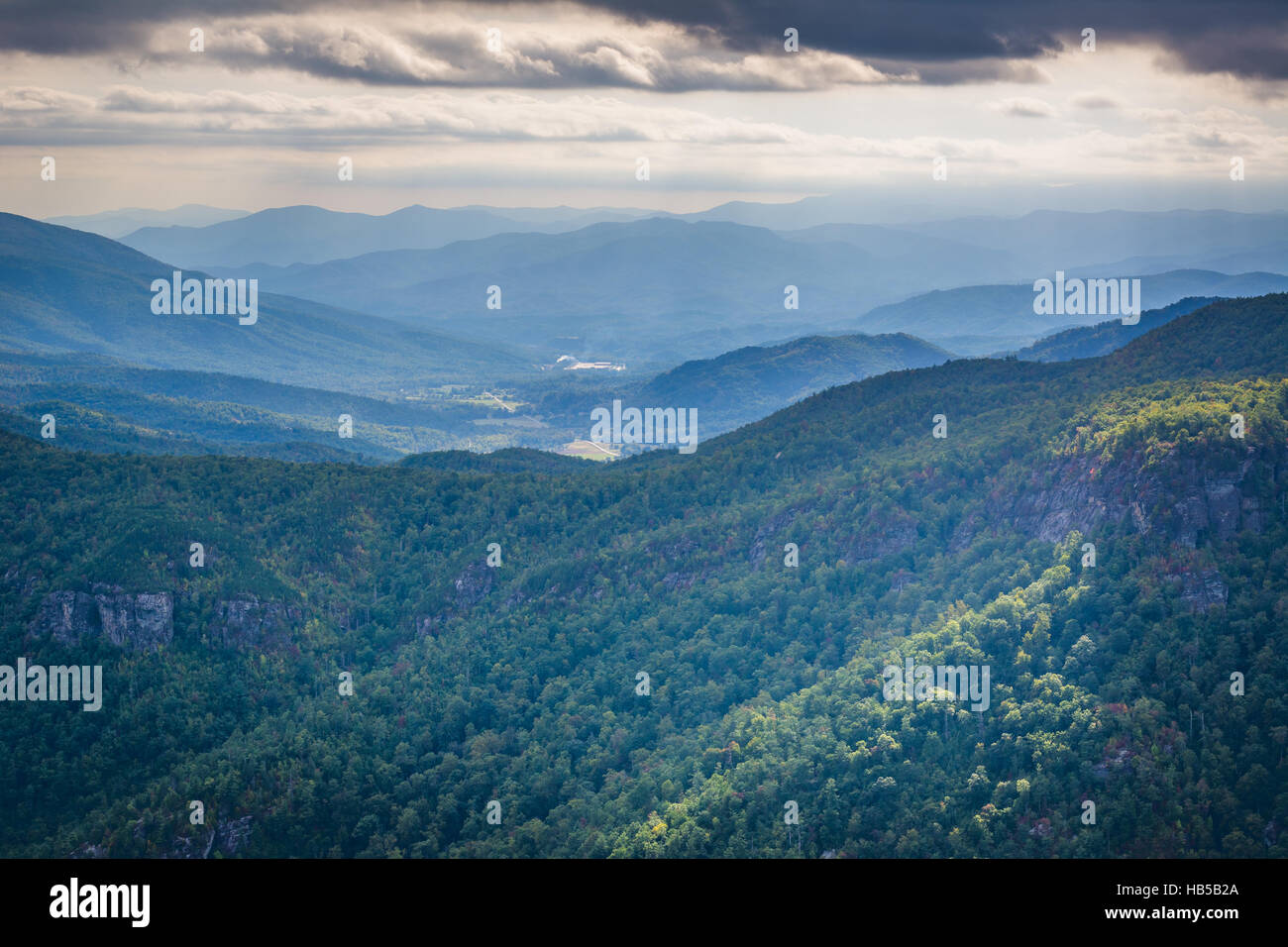 South carolina, blue ridge mountains High Resolution Stock Photography ...