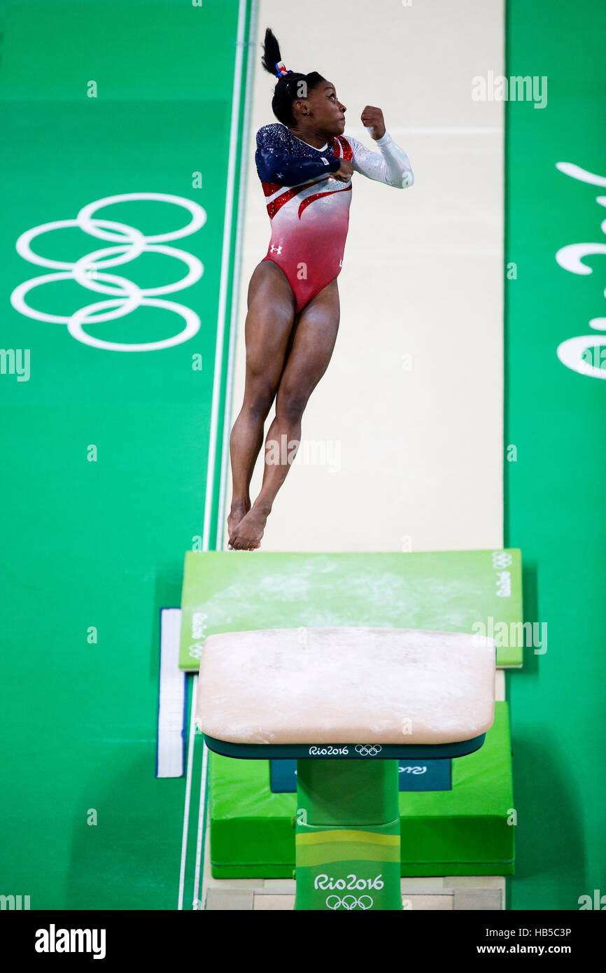 Rio de Janeiro, Brazil. 9 August 2016. Simone Biles (USA) performs the ...